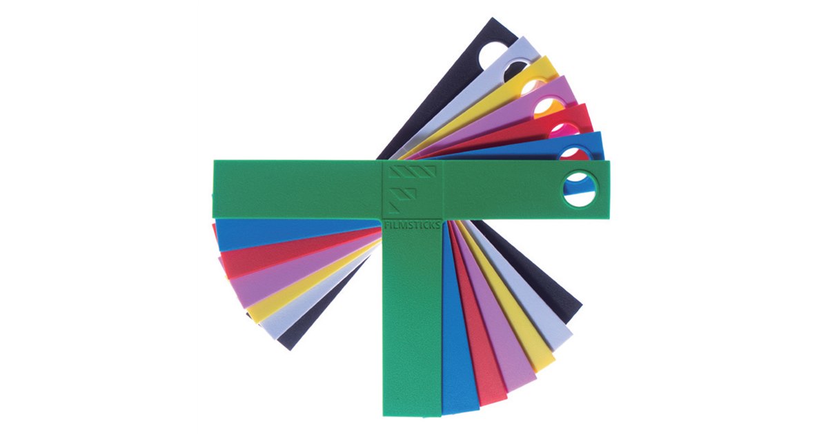 価格.com - 砂浜などテープを貼れない場所でもマーキングできる「T Marker Kit」が本日3/11発売