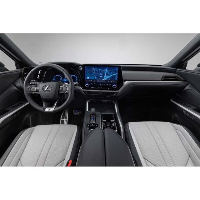 価格.com - レクサスの新たな3列シートSUV「TX」世界初公開