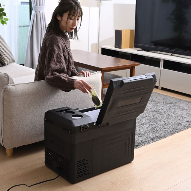 価格.com - 山善、クーラーボックス型の「AC/DC 2WAY 冷凍冷蔵庫」2機種