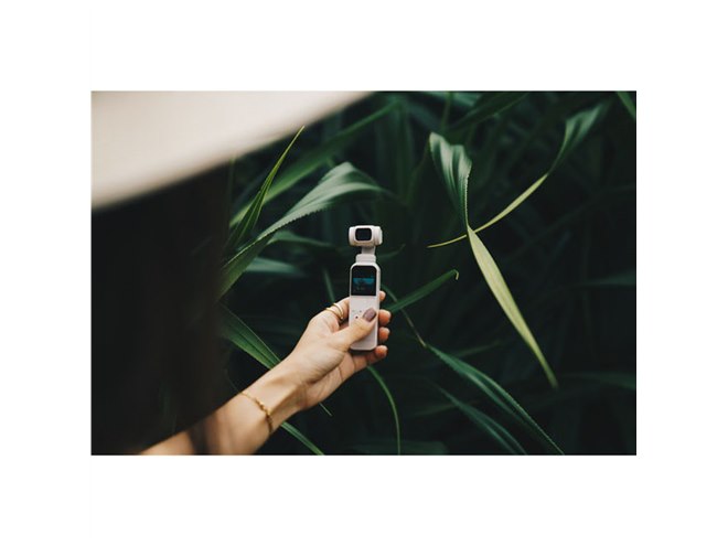 DJI、小型3軸ジンバルカメラ「DJI Pocket 2」の新色「サンセット DJI、小型3軸ジンバルカメラ「DJI Pocket 2」の新色「サンセット
