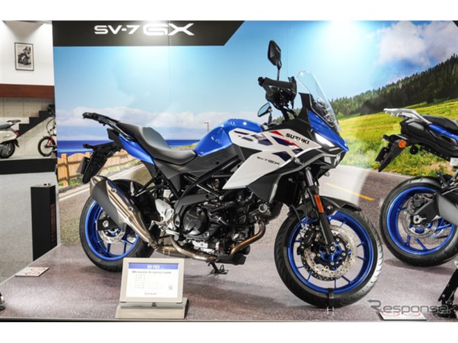価格.com - 新型V2クロスオーバー、スズキ『SV-7GX』全カラーを日本初公開…大阪モーターサイクルショー2026