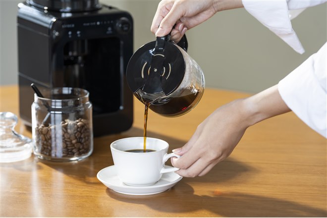 価格.com - シロカ、タイマー予約やテイスト選択機能も備えた「全自動コーヒーメーカー SC-A271」