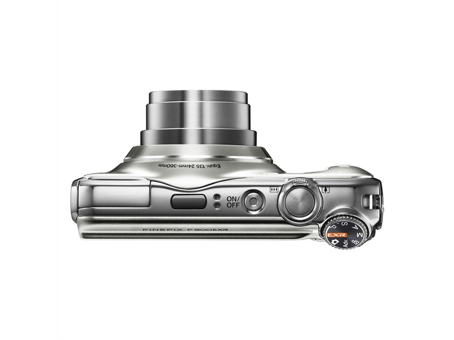 価格.com - 富士フイルム、「FinePix F300EXR シルバー」発売