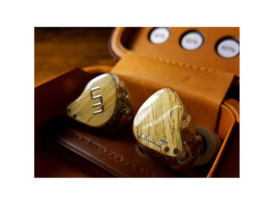 価格.com - Unique Melody、「Dignis」とコラボした国内200台限定イヤホン「MASON II」