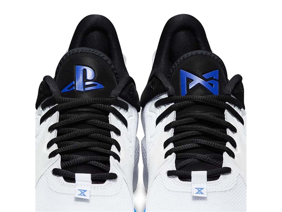 価格.com - ナイキとPlayStationがコラボした「PG 5 PS EP」が5/14発売