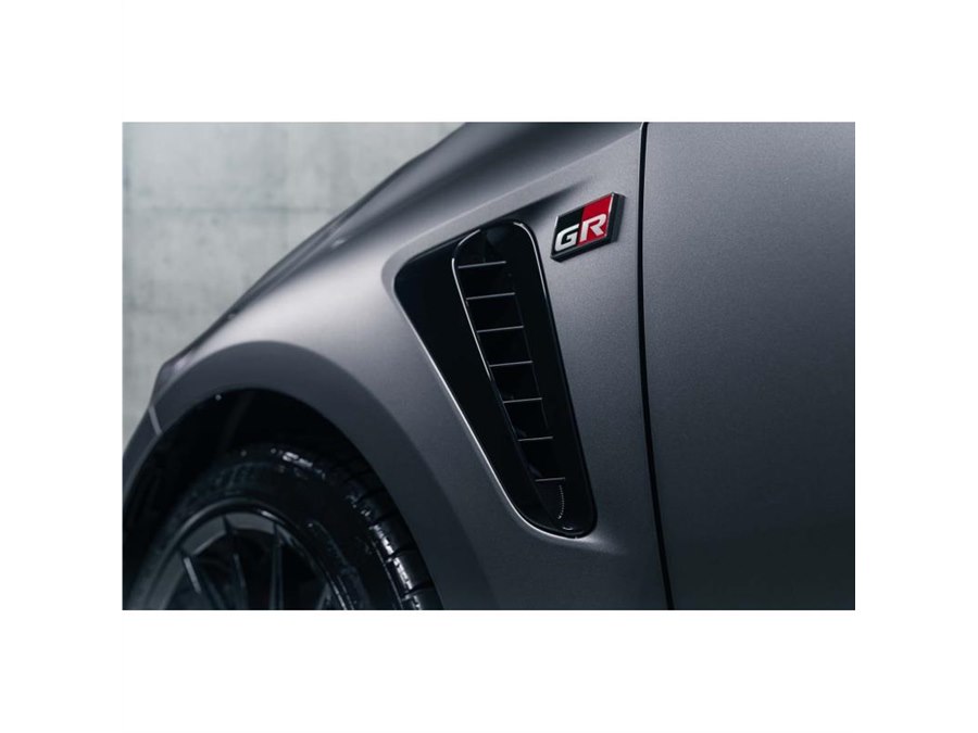 価格.com - 「GRカローラ」がデビュー 最高出力304PSの1.6リッター直3ターボエンジンを搭載