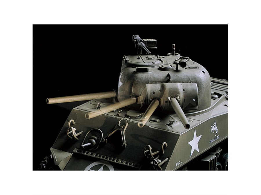 価格.com - 「1/35RC アメリカ M4A3シャーマン戦車（専用プロポ付き）」が本日9/10発売