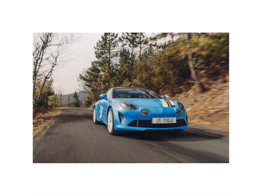 価格.com - 1973年のWRC優勝から50年 「アルピーヌA110」の限定車「サンレモ73」受注開始