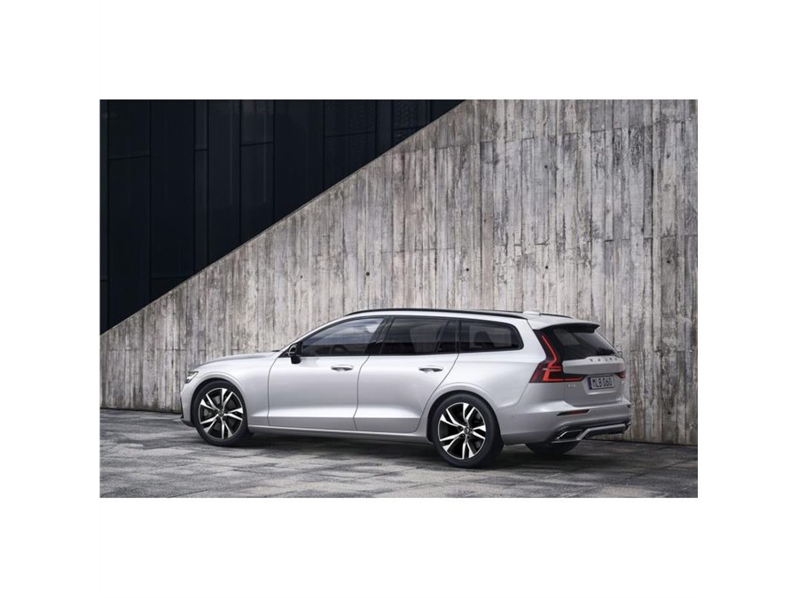 価格.com - ボルボが「S60」「V60」「V60クロスカントリー」「S90」「V90」の仕様を変更し新価格を適用