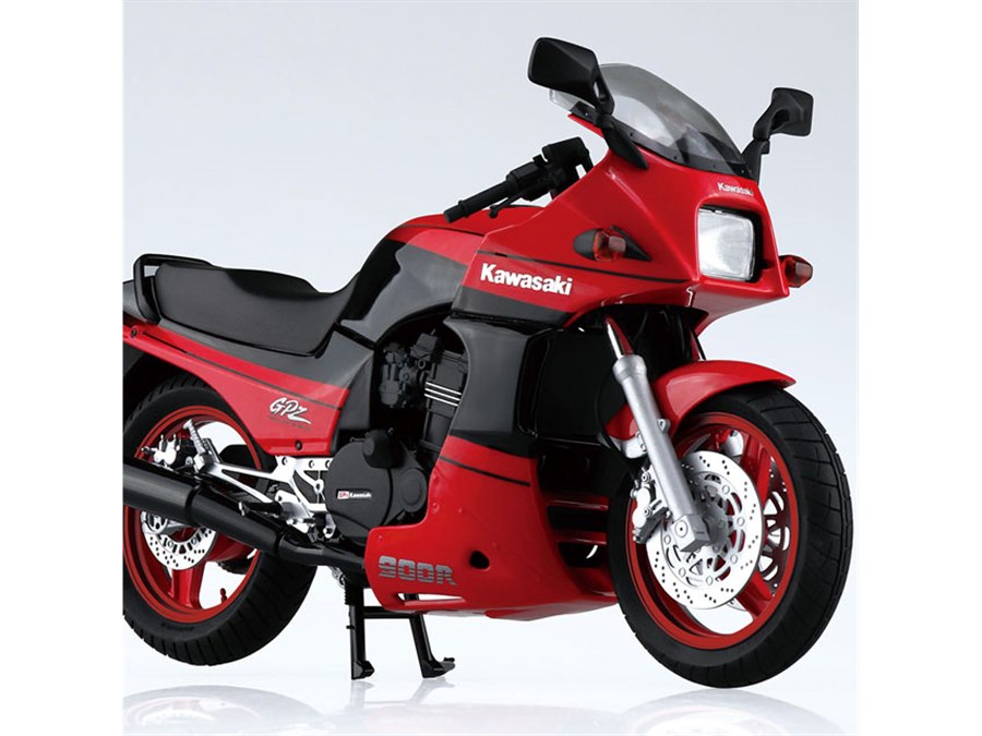 価格.com - AOSHIMA、1990年モデルの「ZX900A GPZ900R Ninja」A7型を1/12スケールで再現