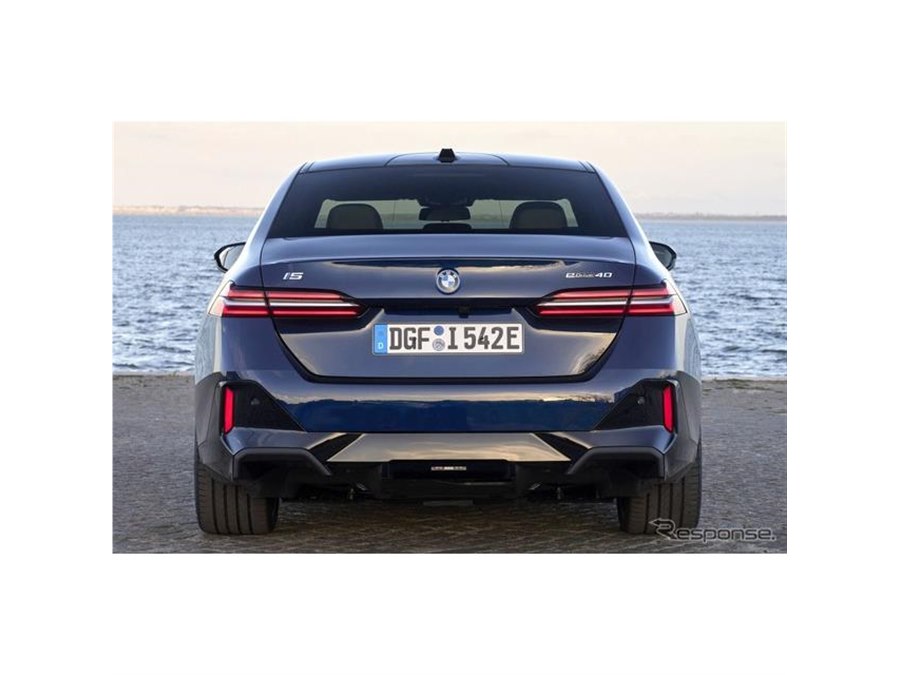 価格.com - BMW 5シリーズ 新型のEV『i5』、航続582km…ドイツで10月21日から納車
