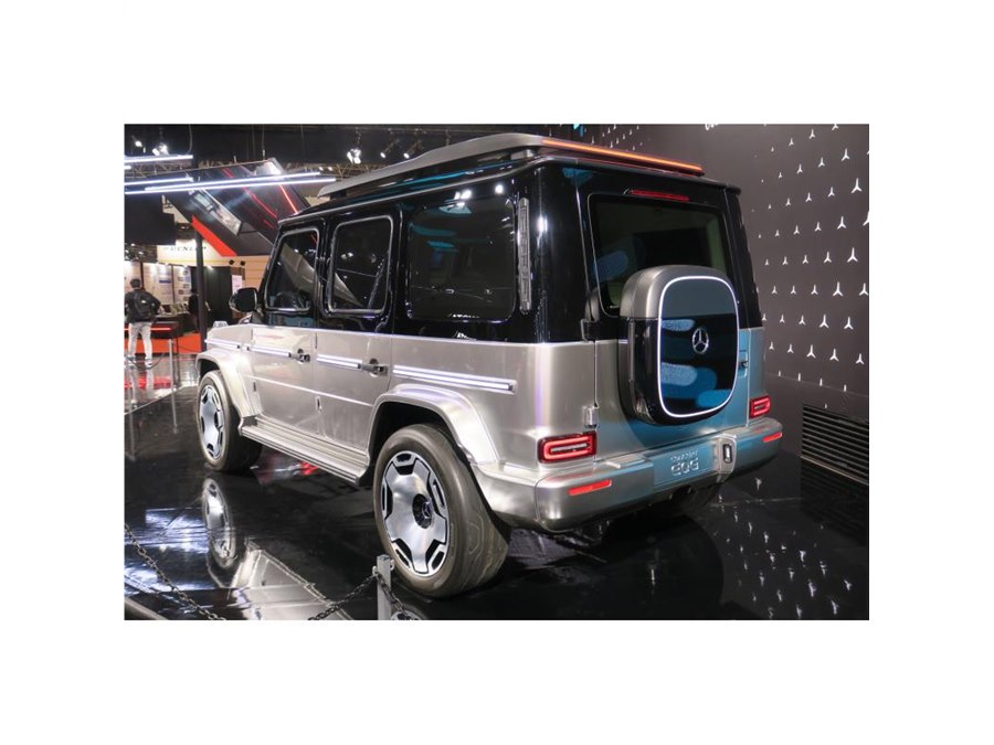 価格.com - メルセデス・ベンツは「EQG」と「AMG C63 S」を日本初公開【ジャパンモビリティショー2023】