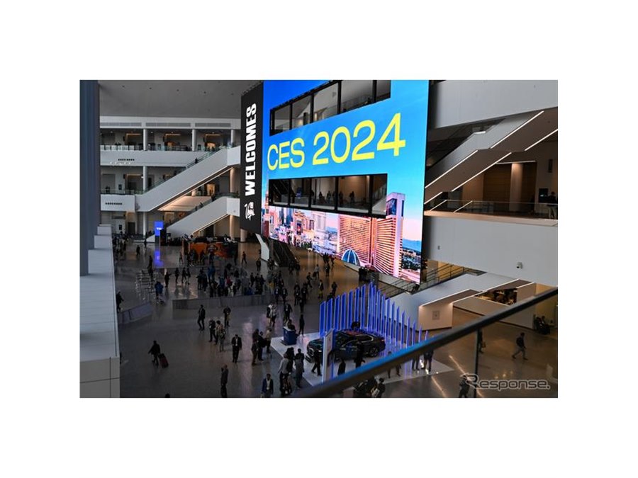 価格.com - 世界最大の57インチディスプレイ、ソフトウェア定義車両向け…CES 2024