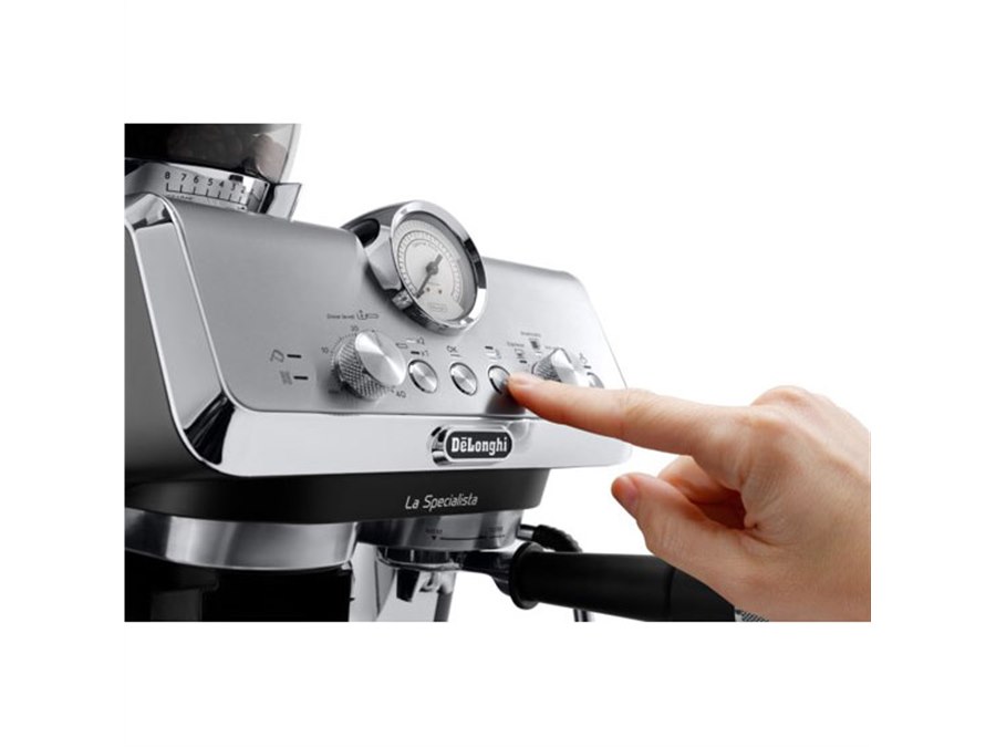 価格.com - デロンギ、コーン式グラインダー搭載のエスプレッソ・カプチーノメーカー「EC9155J」