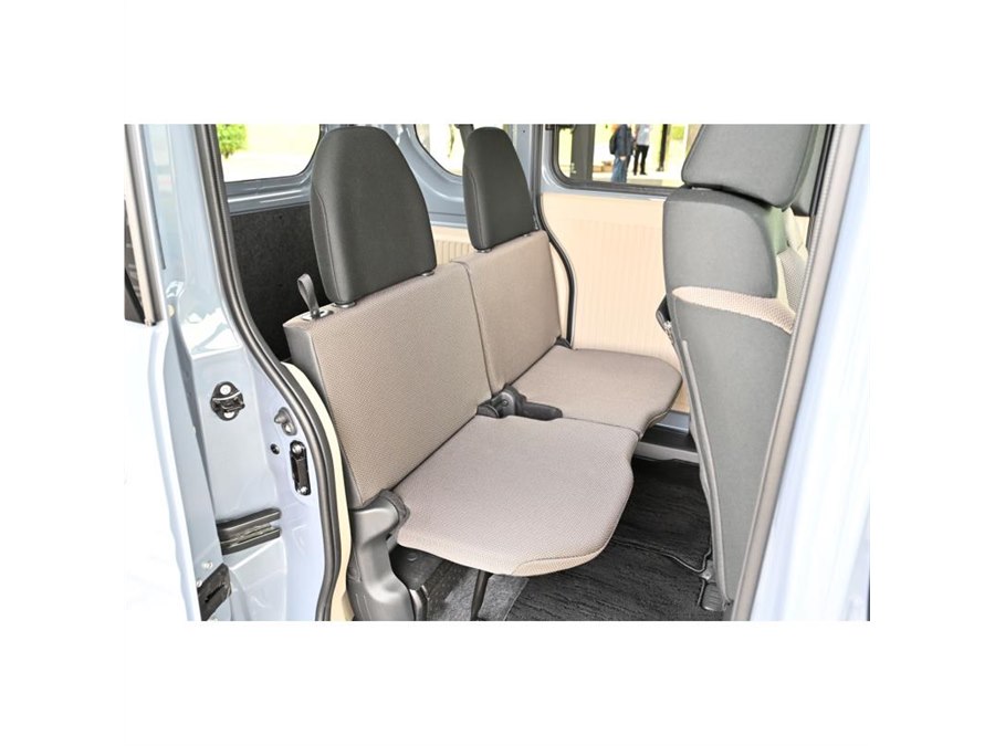 価格.com - ホンダの軽商用BEV「N-VAN e：」登場 黒ナンバー登録で約143万円から