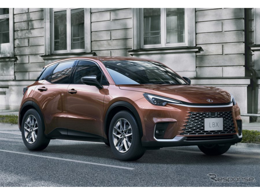 価格.com - レクサス『LBX』、内外装の質感高めた新グレード「Elegant」追加 420万円から