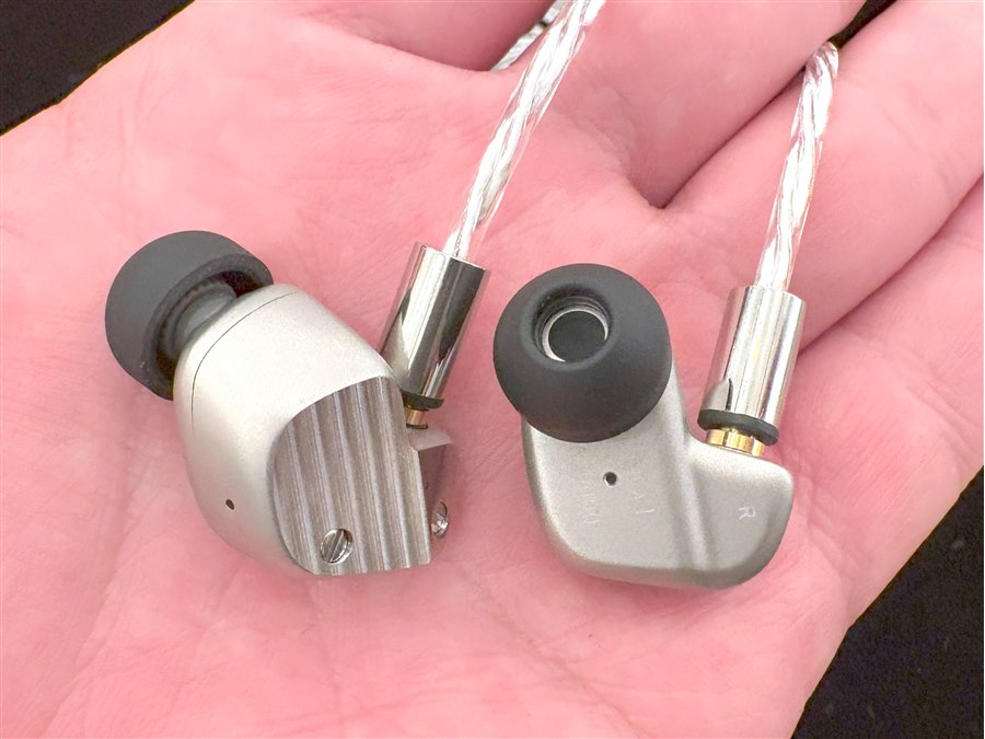 価格.com - final、トゥルーダイヤモンド振動板を搭載した新フラッグシップイヤホン「A10000」