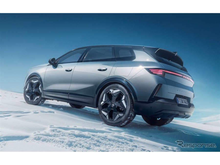 価格.com - オペル初の電動4WD登場、SUV『グランドランド』は325馬力で航続501km実現