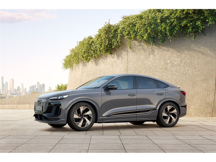 価格.com - アウディの新型BEV「Q6スポーツバックe-tron」が上陸 導入記念の限定車も発売