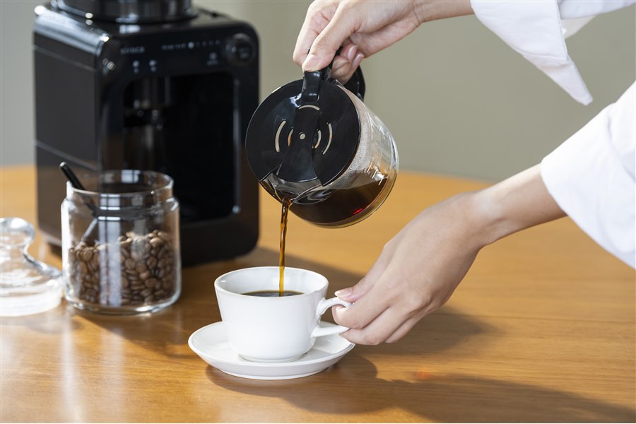 価格.com - シロカ、タイマー予約やテイスト選択機能も備えた「全自動コーヒーメーカー SC-A271」