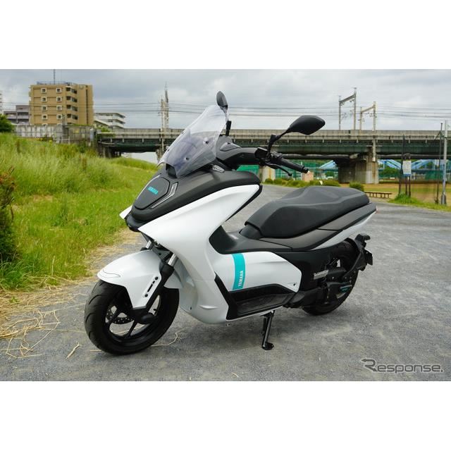 価格.com - ヤマハ、EVスクーター『E01』の第4期実証実験開始へ 月額2万円でリース