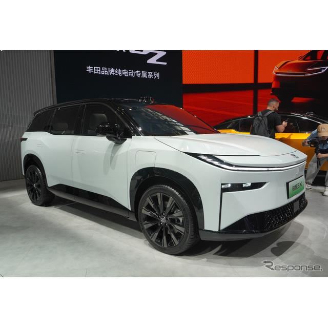 価格.com - トヨタのファミリー向けBEV『bZ3X』は、オーソドックスなSUVタイプ…北京モーターショー2024