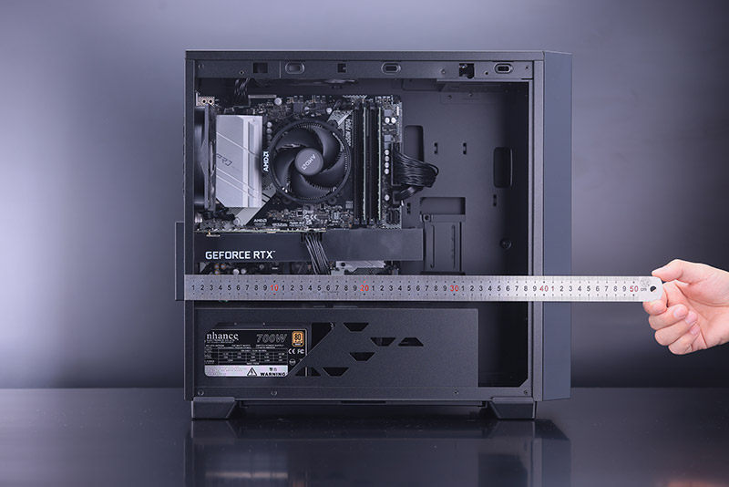 価格.com - [PR企画]iiyama PC「LEVEL∞ M-Class」飽くなき“スペースパフォーマンス”の追求