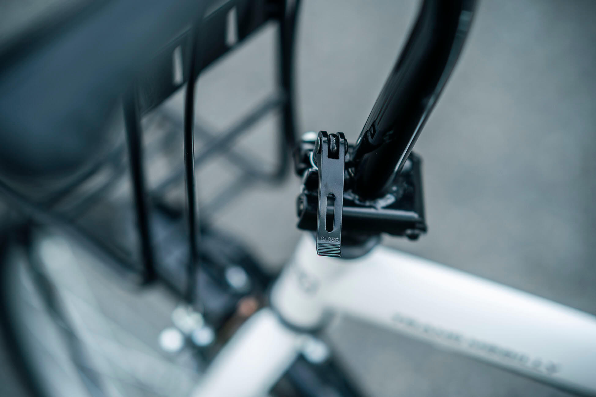 シンプル・イズ・ベスト｜TRANS MOBILLY E-BASIC (92213)｜価格.com インプレッション