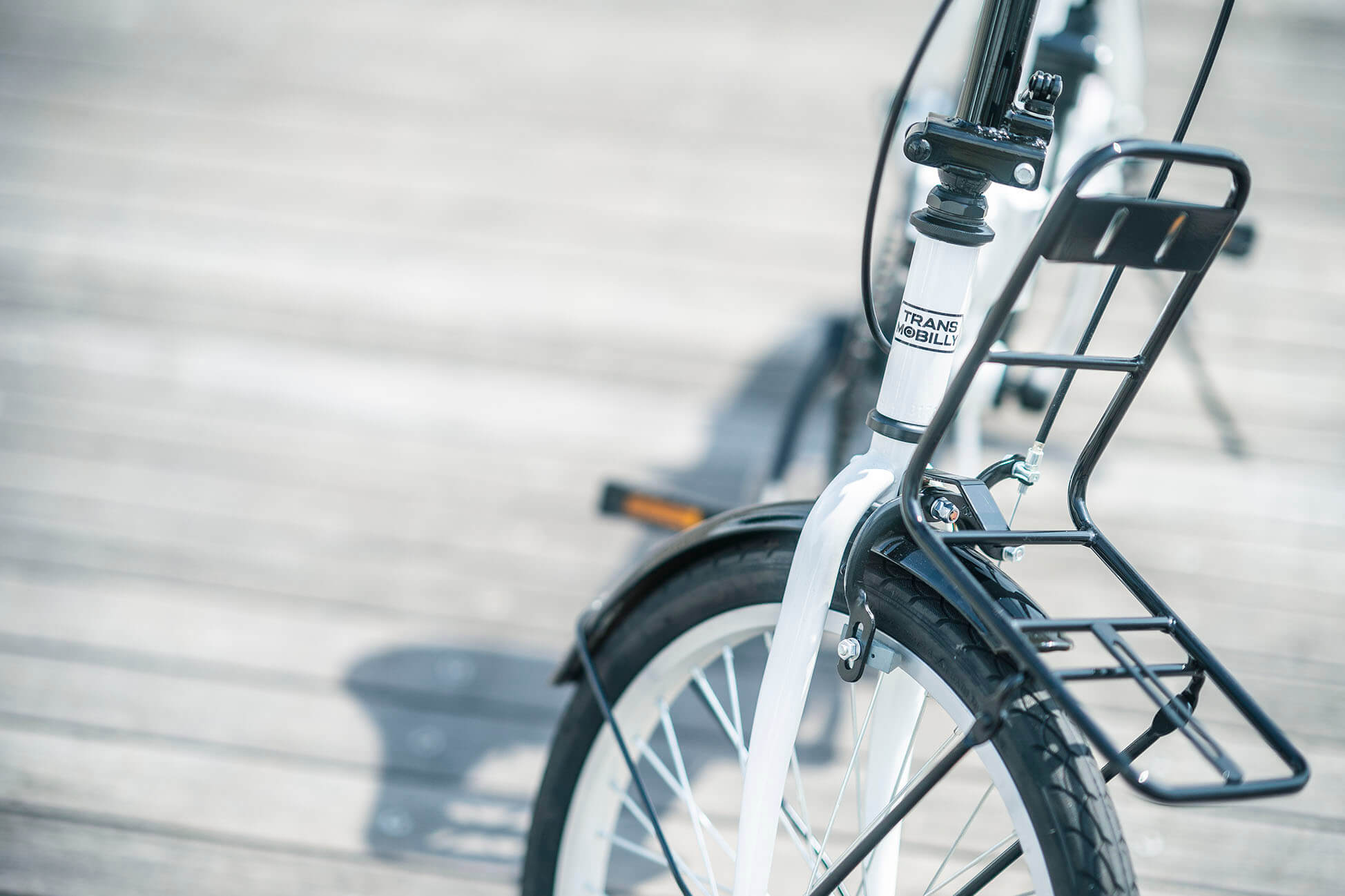 シンプル・イズ・ベスト｜TRANS MOBILLY E-BASIC (92213)｜価格.com インプレッション