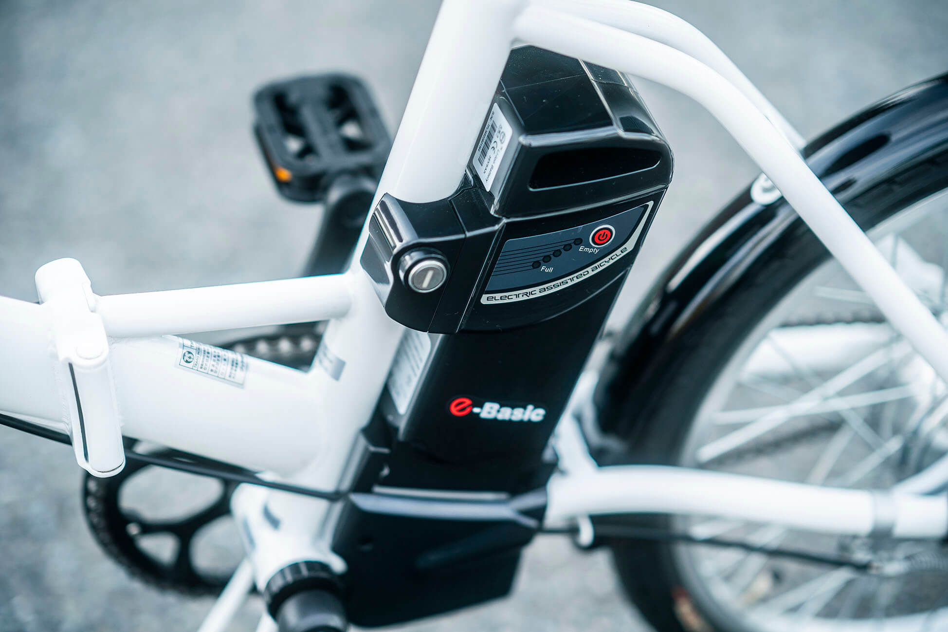 シンプル・イズ・ベスト｜TRANS MOBILLY E-BASIC (92213)｜価格.com インプレッション