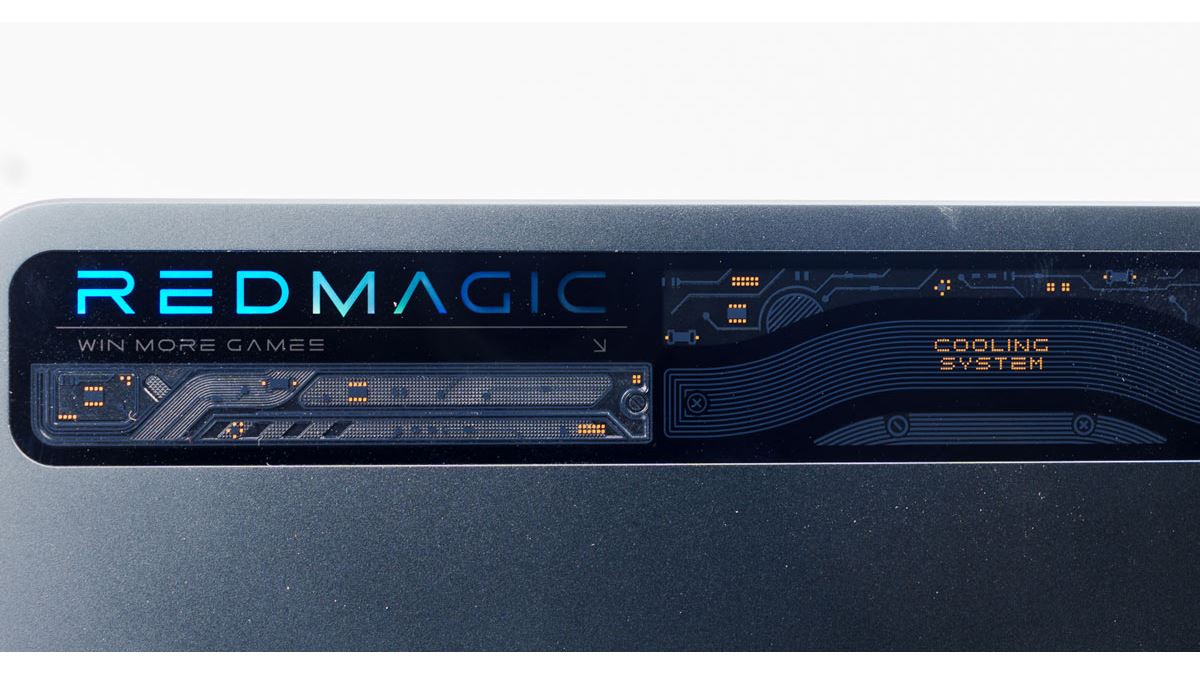 REDMAGIC Novaゲーミングタブレット」は最強パワーとAV性能 REDMAGIC Novaゲーミングタブレット」は最強パワーとAV性能