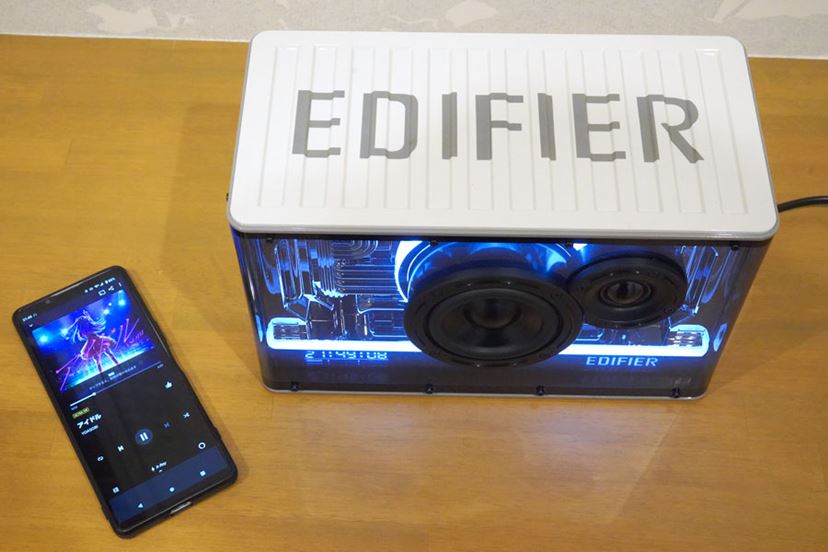 光るだけじゃない!? Edifier「QD35」はLDAC対応で高音質、充電器 光るだけじゃない!? Edifier「QD35」はLDAC対応で高音質、充電器