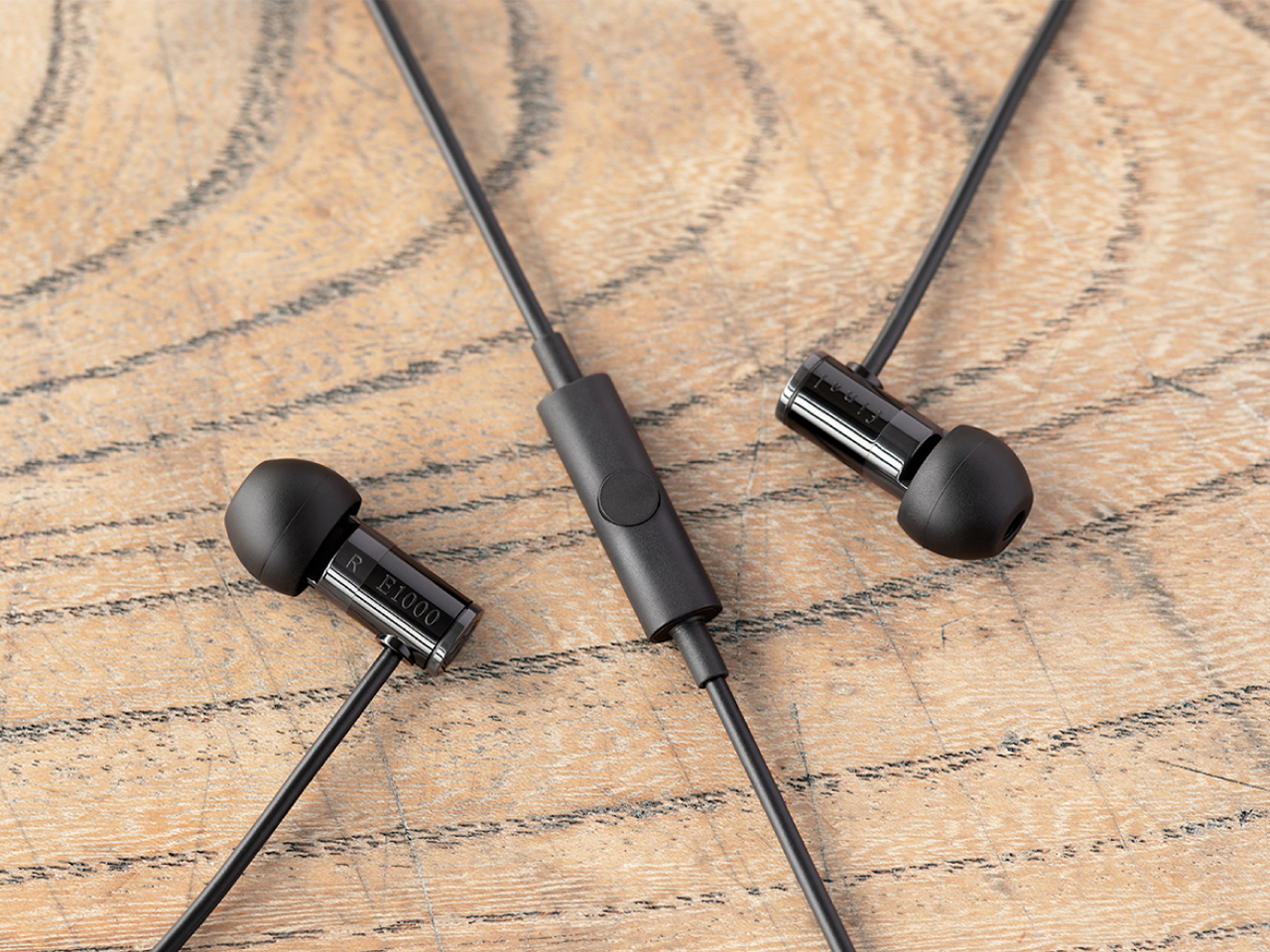 価格.com - E1000C FI-E1DPLBLC [BLACK] の製品画像