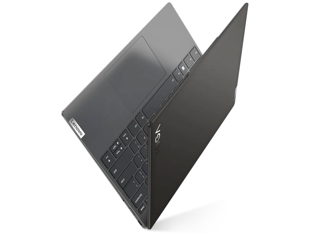 価格.com - 『本体 背面 斜め』 Lenovo Yoga Slim 770i Carbon Core i7 1260P・16GBメモリー ...